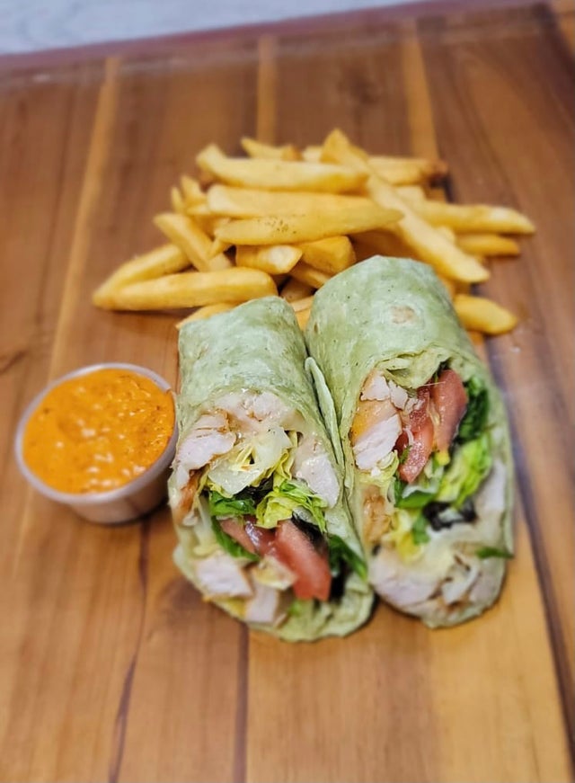 CHICKEN CHIPOTLE WRAP